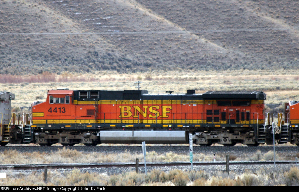BNSF 4413